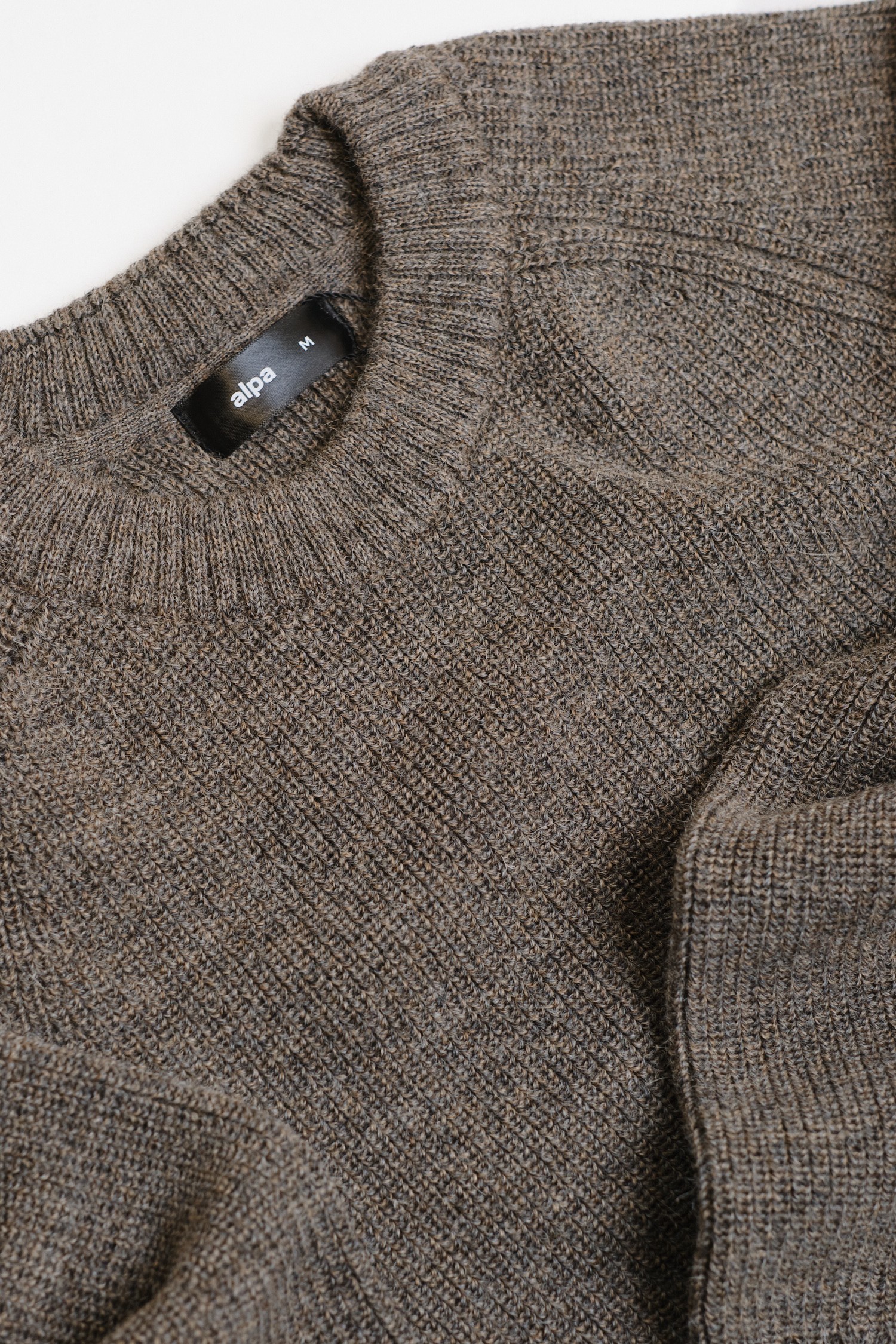 LOYAL sweater, ash | Alpa